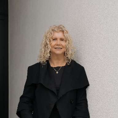 Christine Ratahi, residential sales, Rowe Ratahi Realty (Licensed: REAA ...