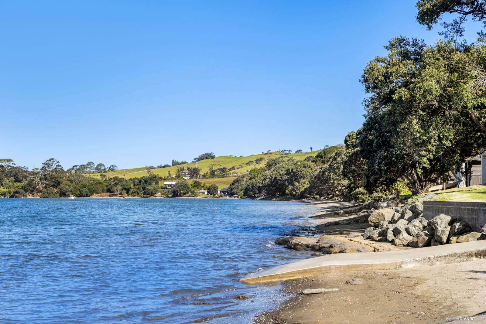 16 Athol Place | Algies Bay | Rodney | Houses for Sale - OneRoof