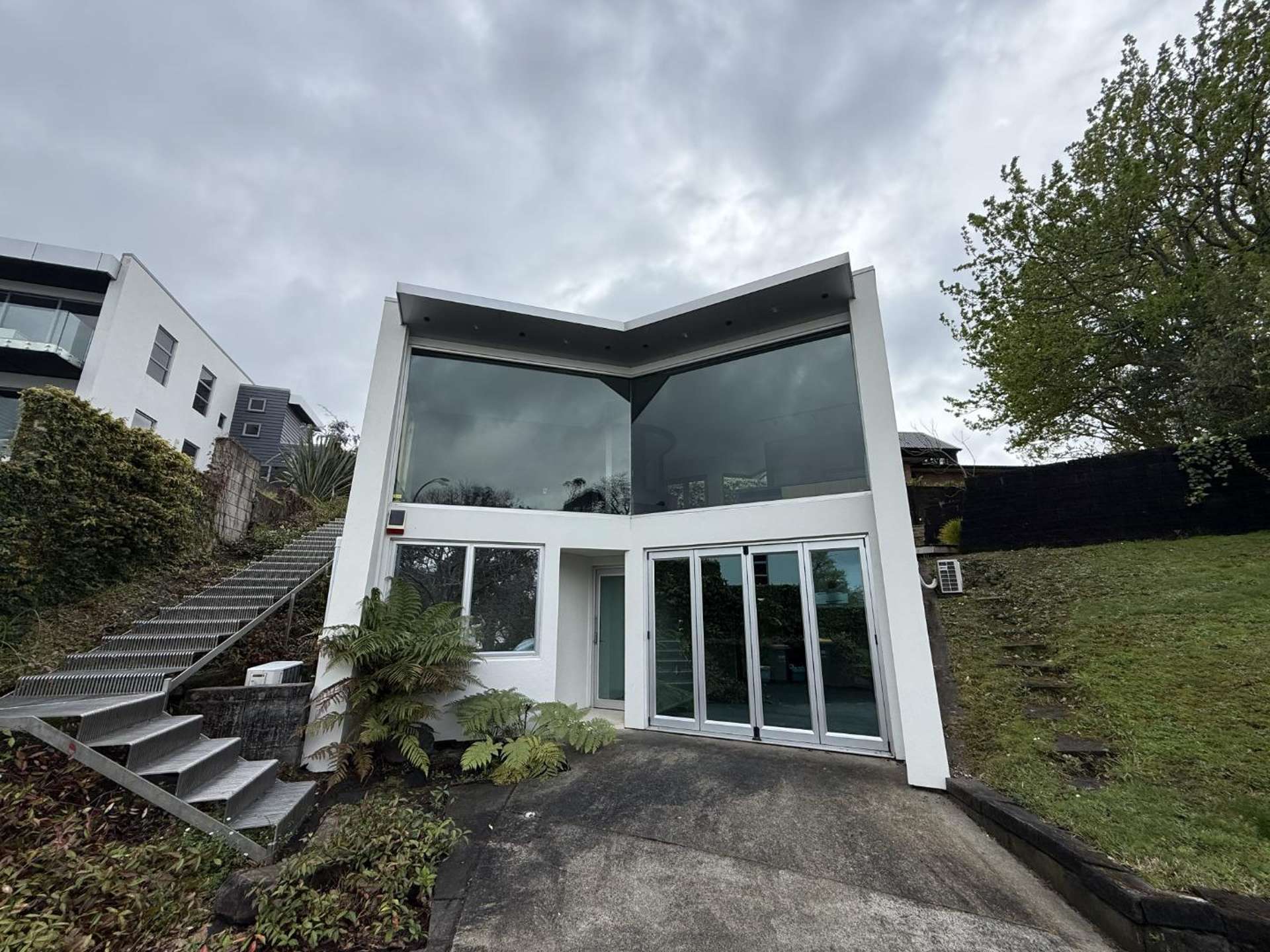 3A Lake Domain Drive | 1067 | Hamilton City | Houses for Rent - OneRoof