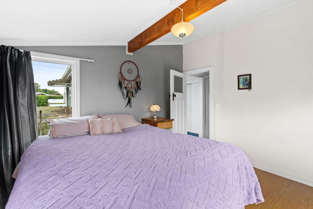 33 Kiharoa Street | Otaki Beach | Kapiti Coast | Houses for Sale - OneRoof