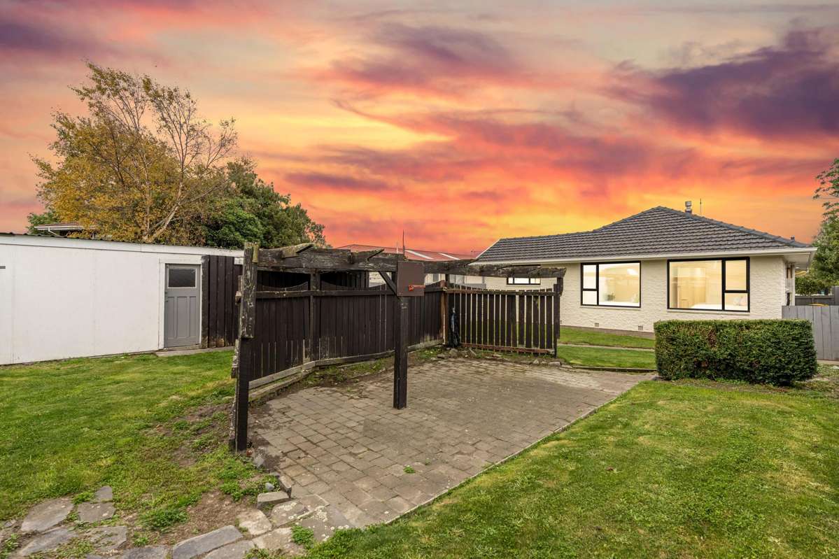 Houses for sale in Canterbury