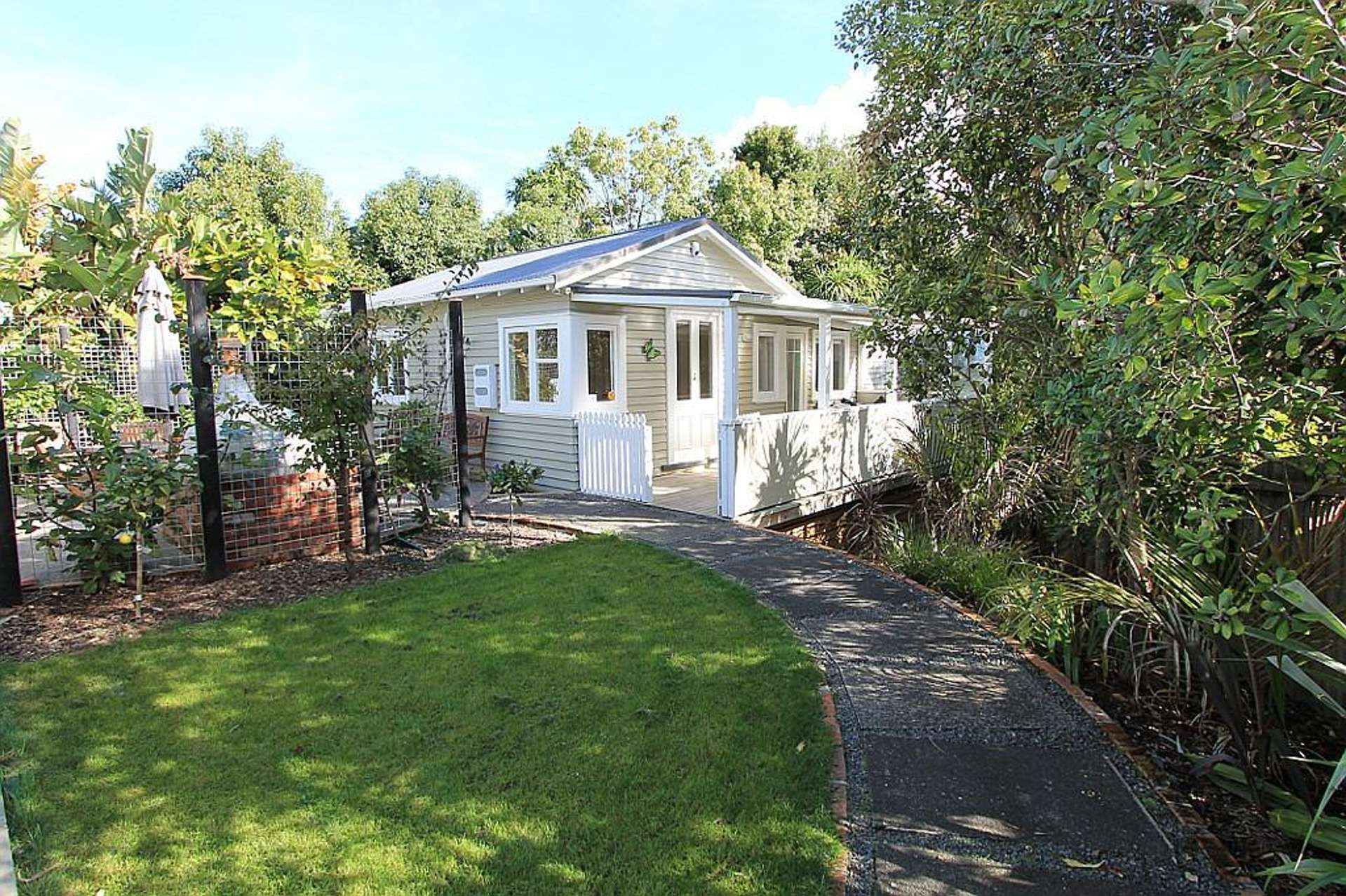 141B Atkinson Road | Titirangi | Waitakere City | Houses for Rent - OneRoof