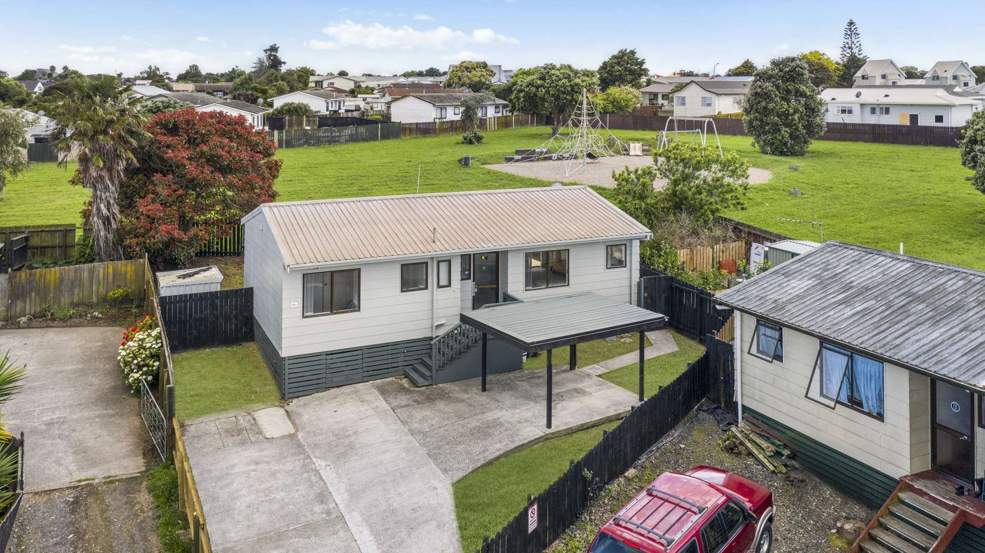 Sold 10b Maplesden Drive | Clendon Park | Manukau City on