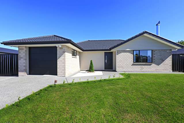 22 Read Crescent | Clive | Hastings | Houses for Sale - OneRoof