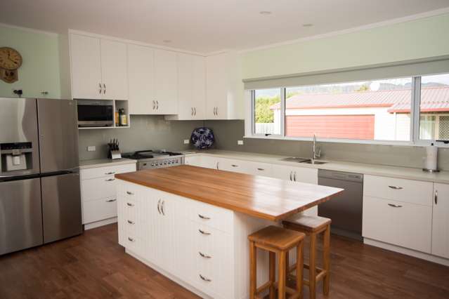 60 Ranzau Road | Hope | Tasman | Houses for Sale - OneRoof