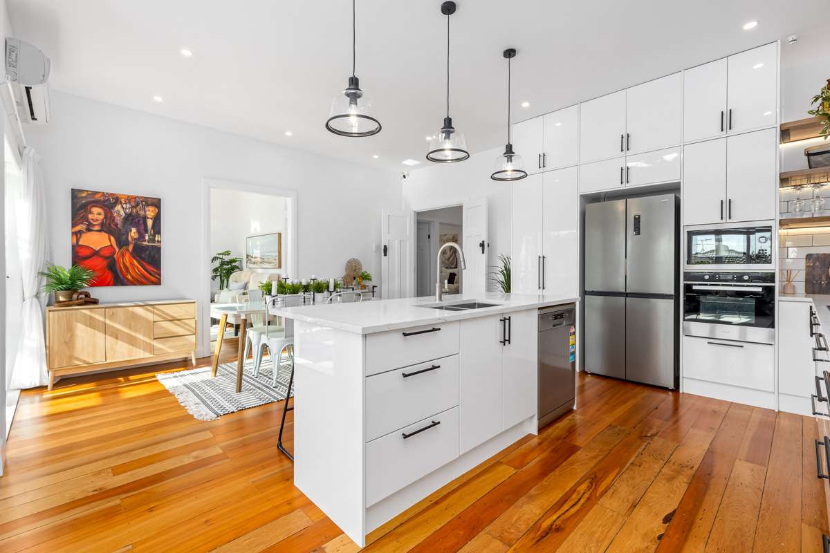 83 Golf Road | New Lynn | Waitakere City | Houses for Sale - OneRoof
