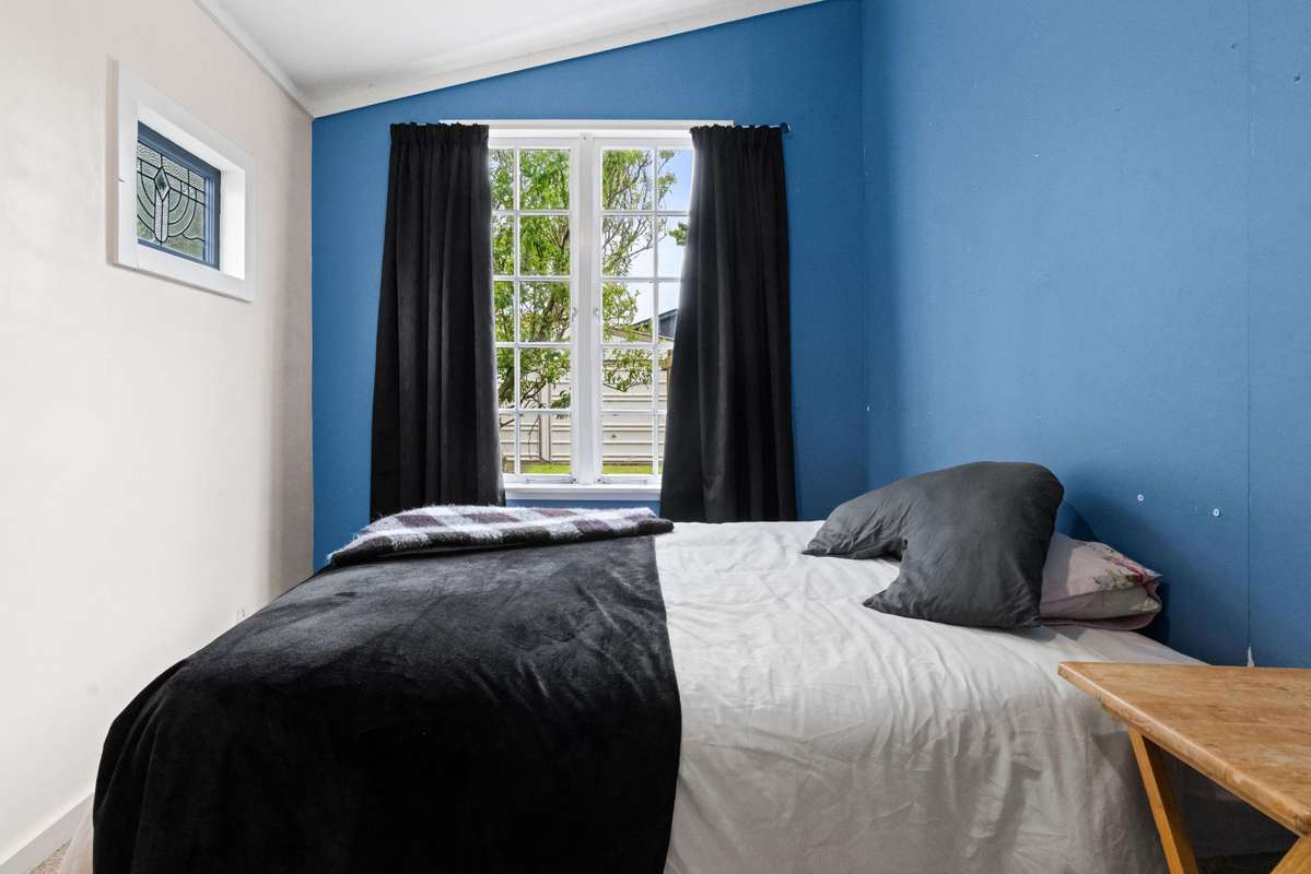 33 Kiharoa Street | Otaki Beach | Kapiti Coast | Houses for Sale - OneRoof