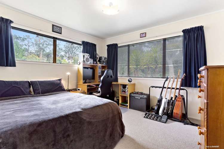 79 Paremoremo Road | Lucas Heights | North Shore City | Houses for Sale ...