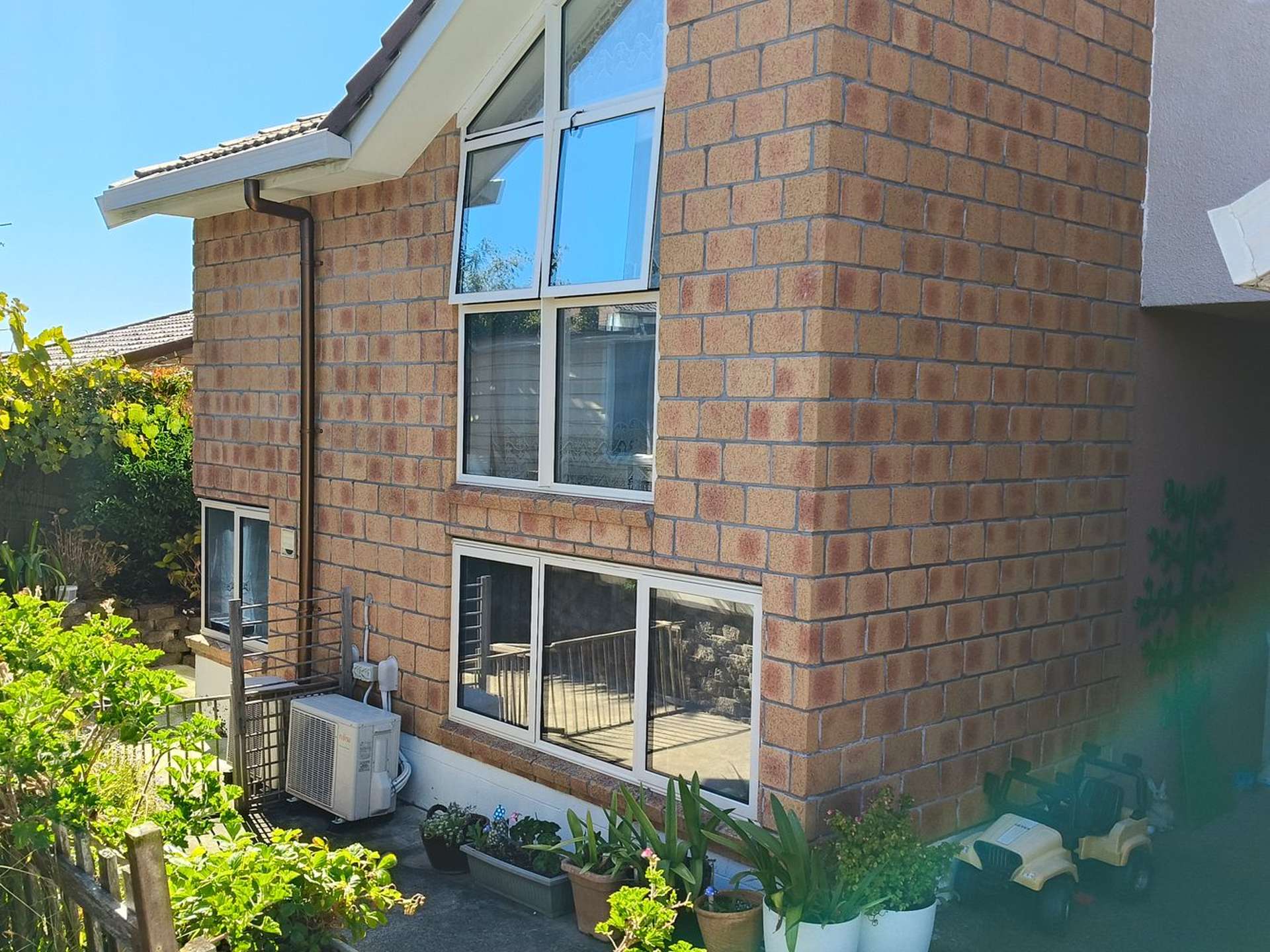 90 Nigel Road | Browns Bay | North Shore City | Houses for Rent - OneRoof