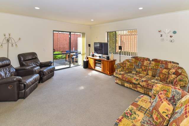 20 Cyril French Drive | Flat Bush | Manukau City | Houses for Sale ...