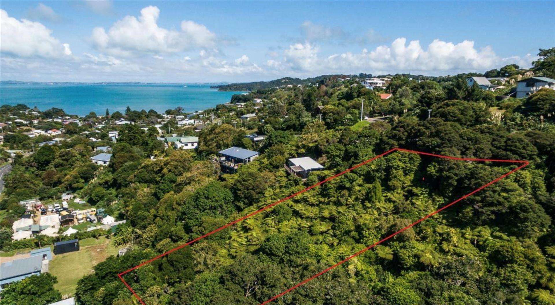 12 Beresford Avenue | Surfdale | Waiheke Island | Houses for Sale - OneRoof 12 Beresford Avenue | Surfdale | Waiheke Island | Houses for Sale - OneRoof