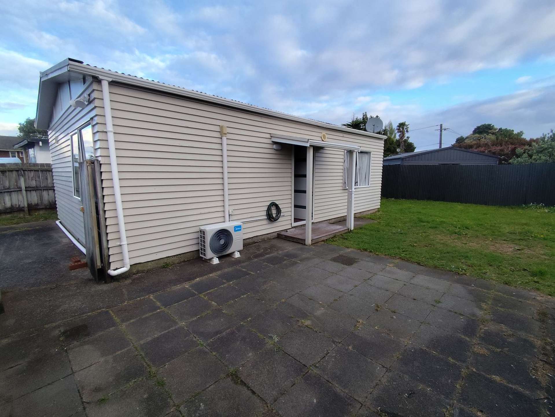 8A Durham Street | Te Atatu Peninsula | Waitakere City | Houses for ...