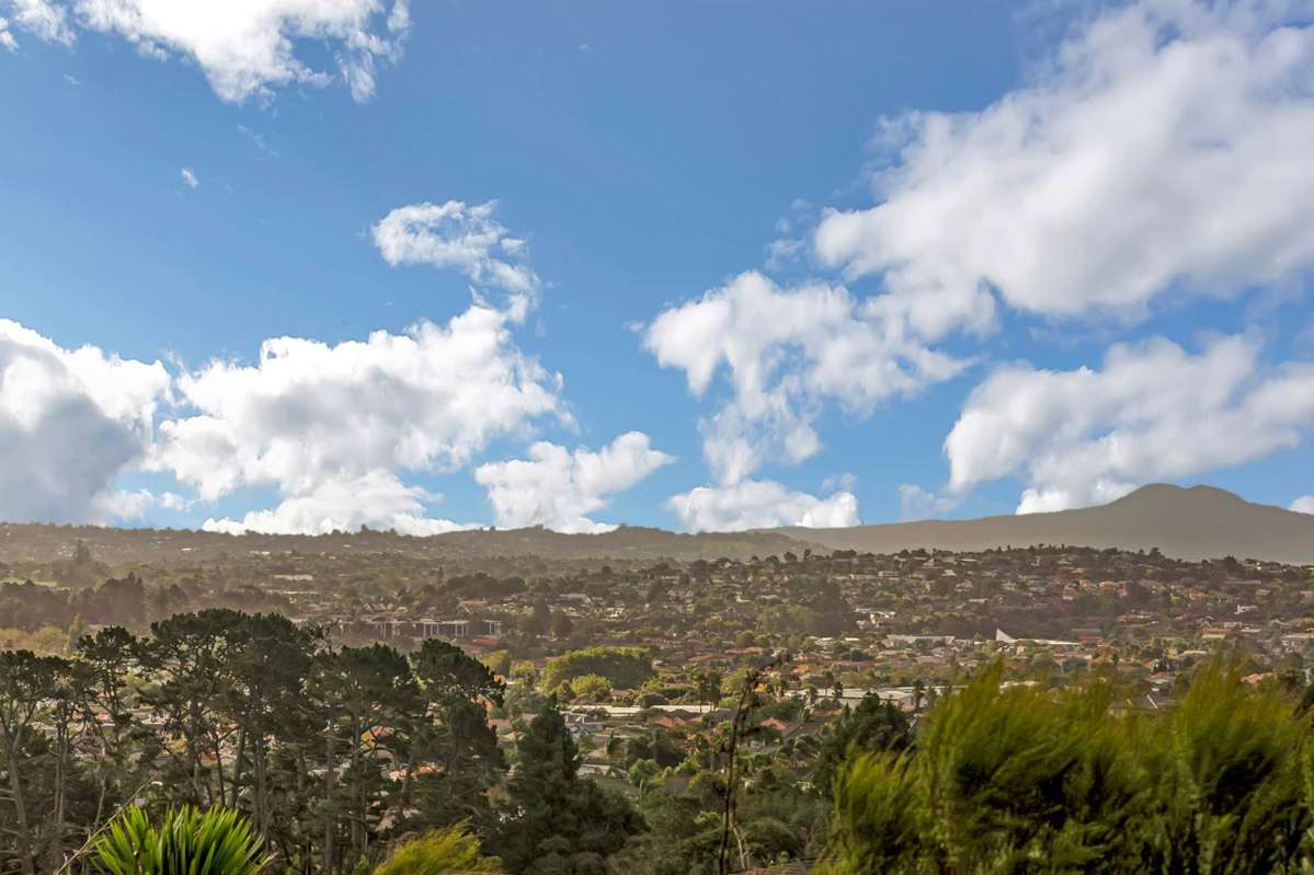 190 Point View Drive | East Tamaki Heights | Manukau City | Houses for ...