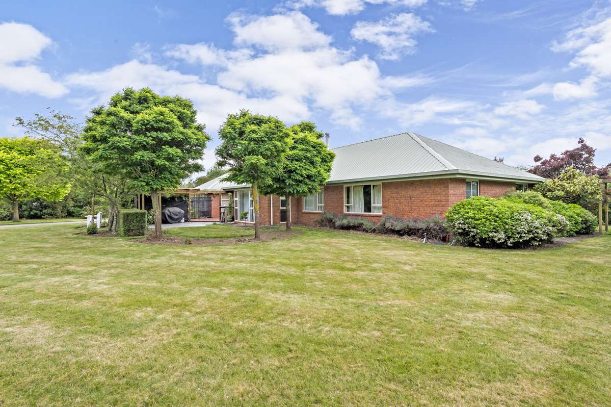 Houses for sale in Canterbury