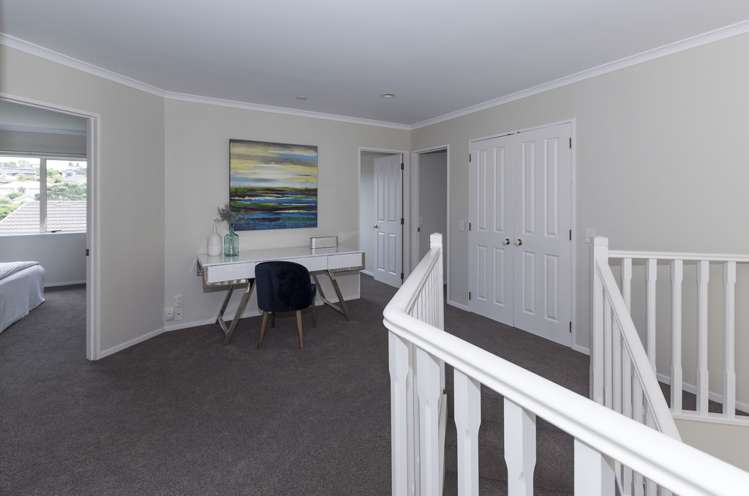 41 Rochester Crescent | Somerville | Manukau City | Houses for Sale ...