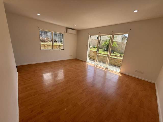 15 Millstream Drive | Henderson | Waitakere City | Houses for Rent ...