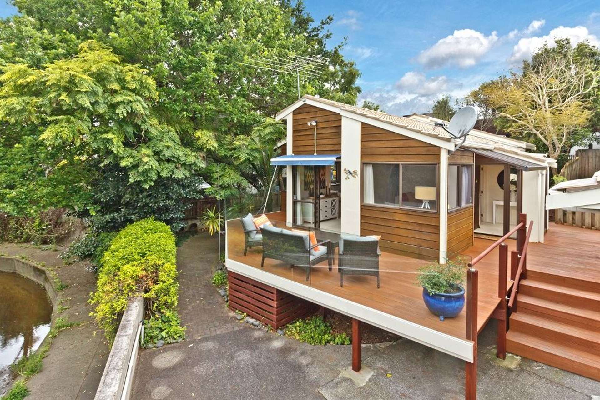 4/17 Waterloo Road | Milford | North Shore City | Houses for Sale - OneRoof