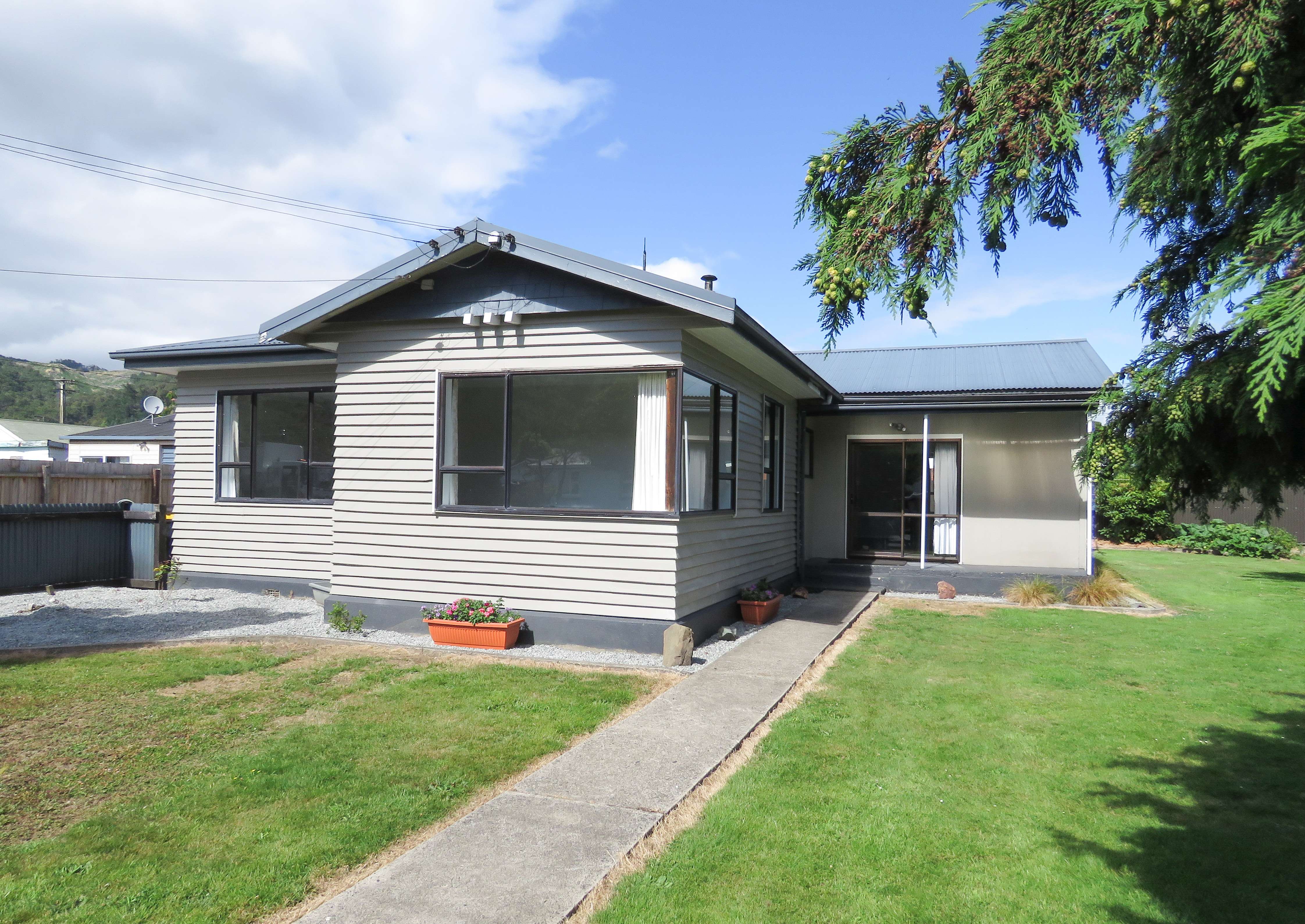 Sold 64-66 Main Street | Reefton | Buller on