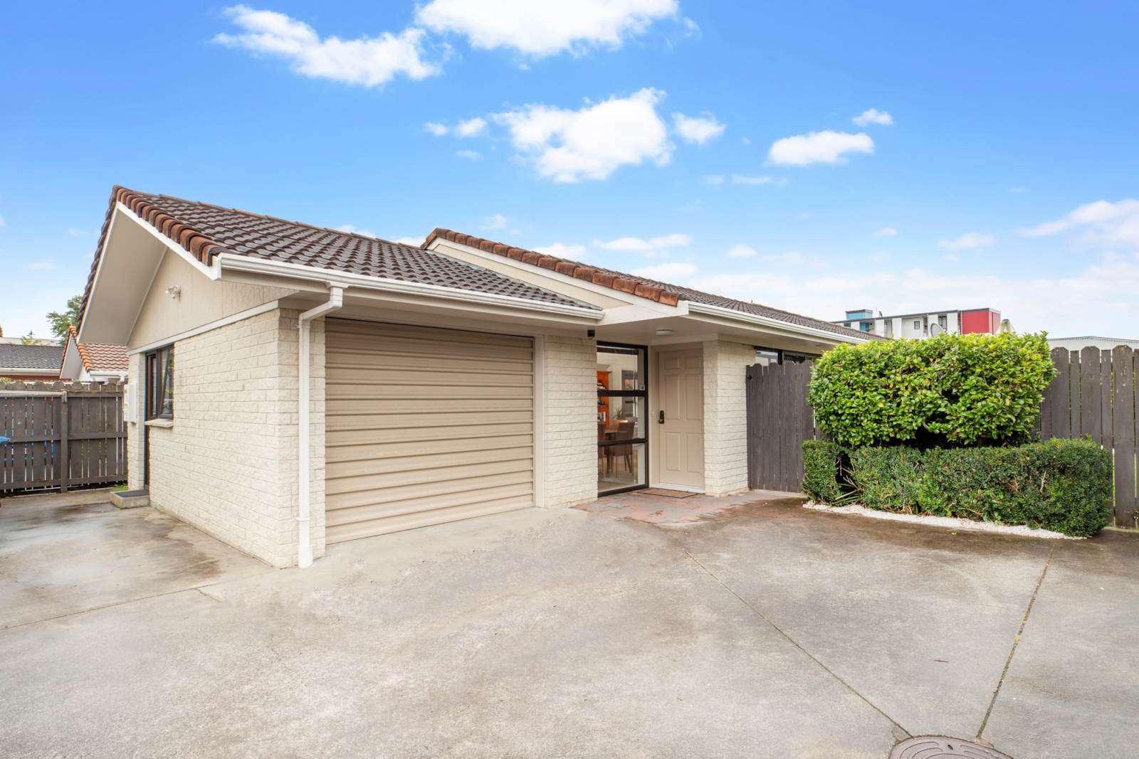 2/24 Erson Avenue | Royal Oak | Auckland City | Houses for Sale - One Roof