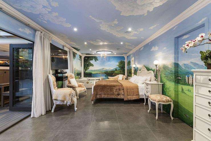 Auckland’s Caesars Palace for sale - ‘We had people sitting on the ...