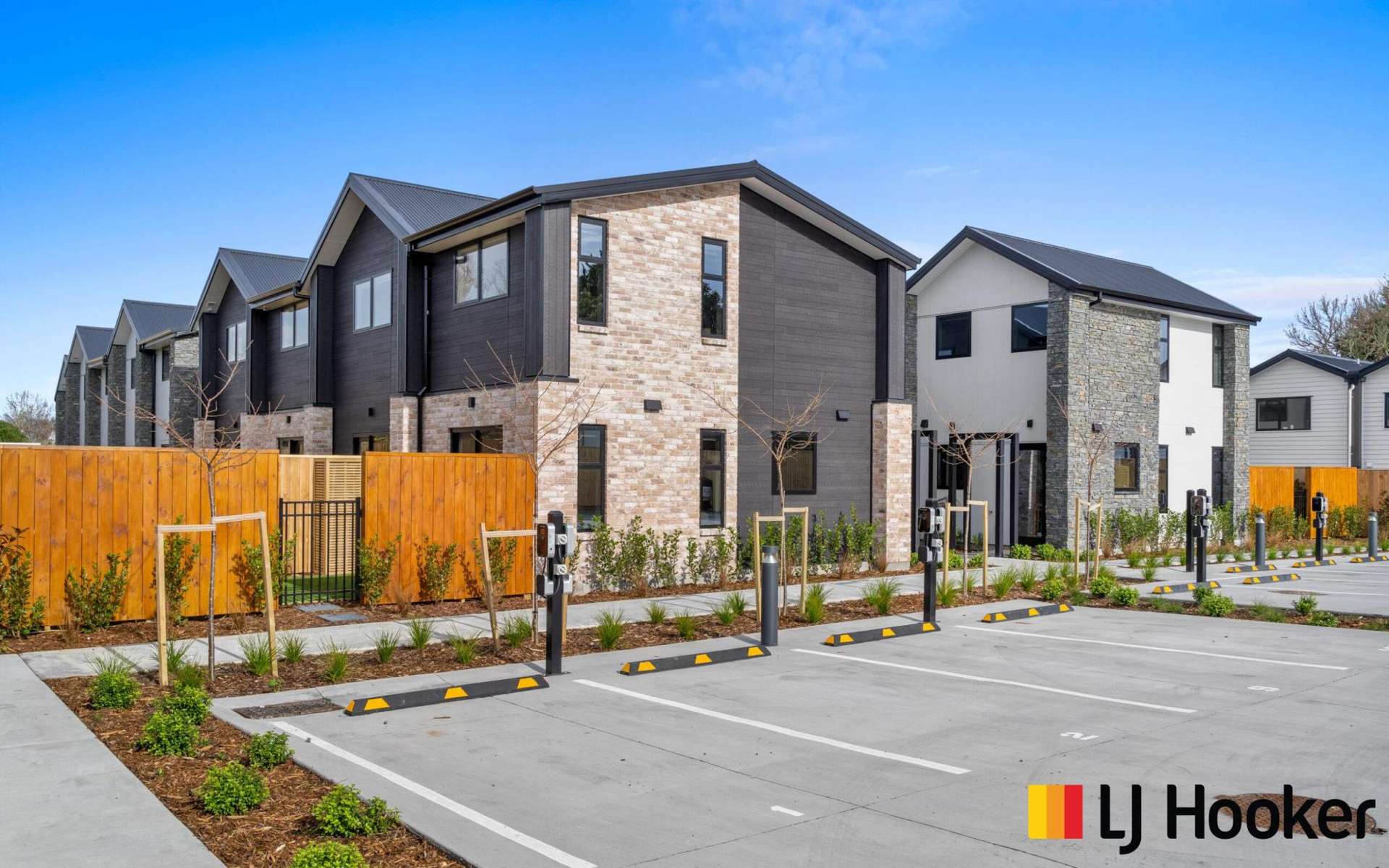 10 Fathom Place | Te Atatu Peninsula | Waitakere City | Houses for Sale ...