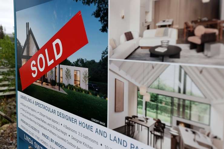 When will house prices return to their pre-slump peaks?, All things ...