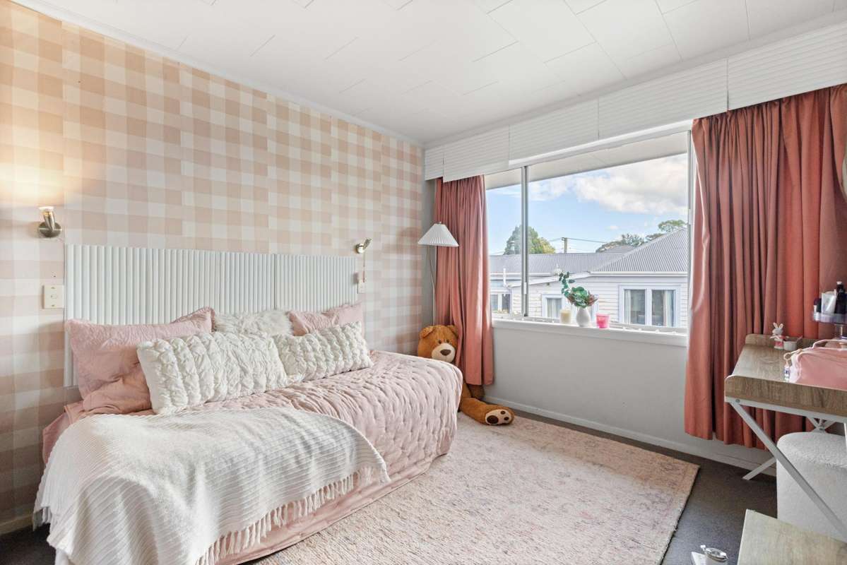 Houses for sale in Marlborough