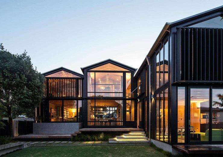 ‘Like gold’ - Takapuna’s iconic Boat Sheds home snapped up in record ...