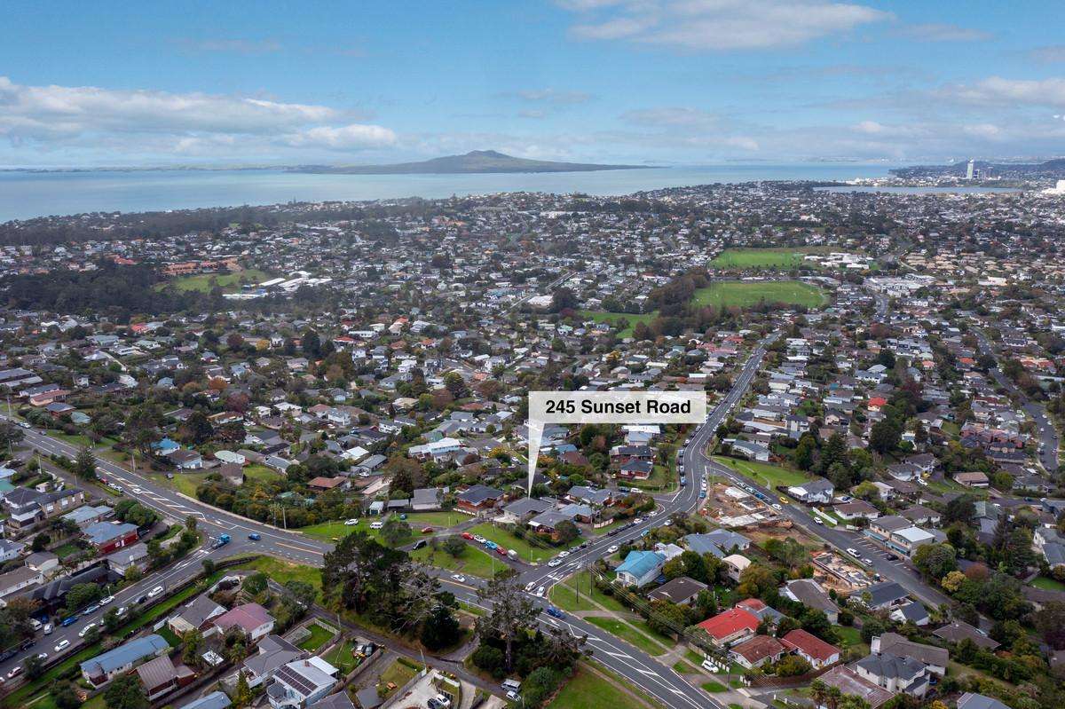 245 Sunset Road | Sunnynook | North Shore City | Houses for Sale - OneRoof