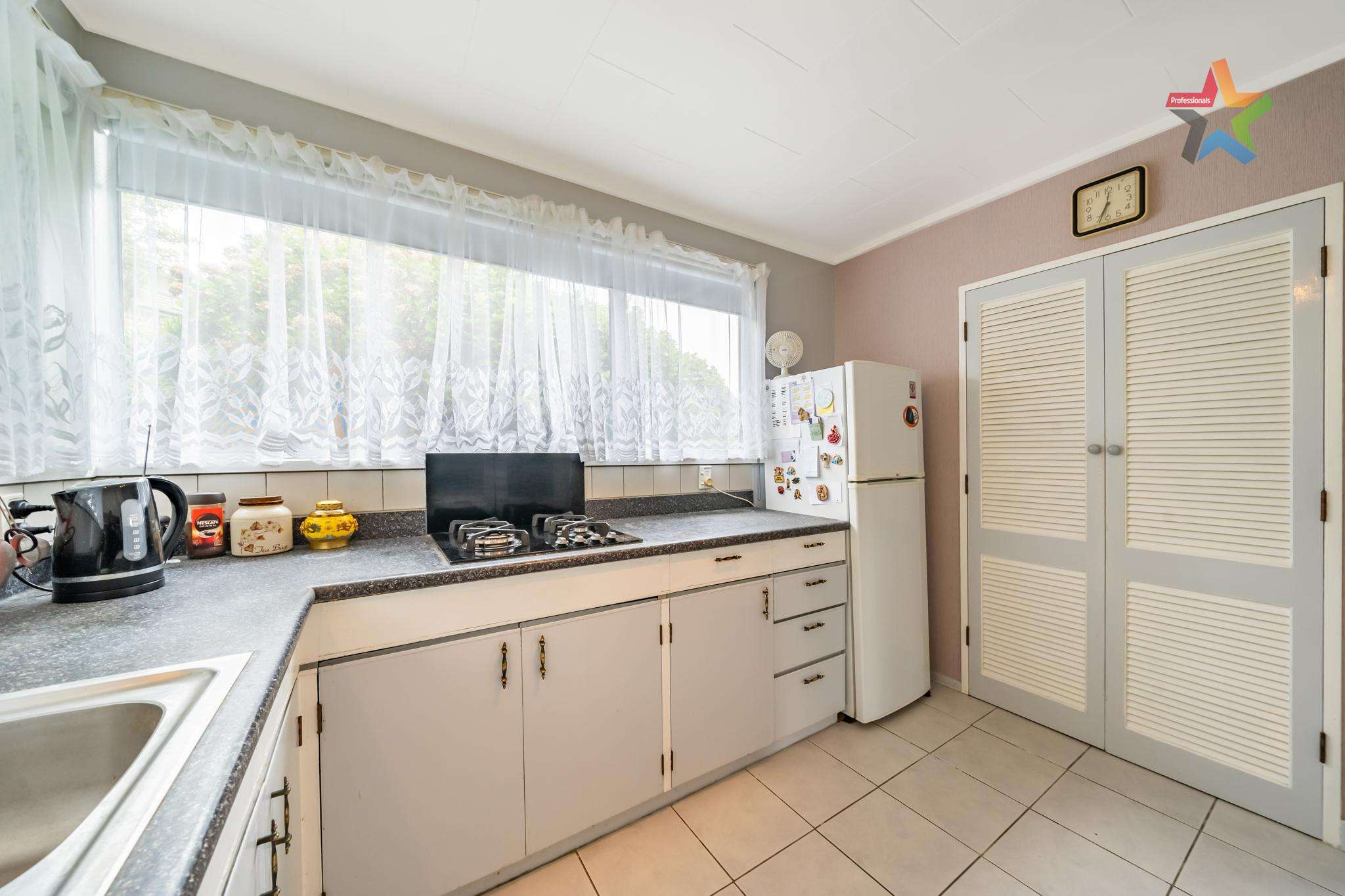 2 Honeysuckle Grove | Maungaraki | Lower Hutt City | Houses for Sale ...
