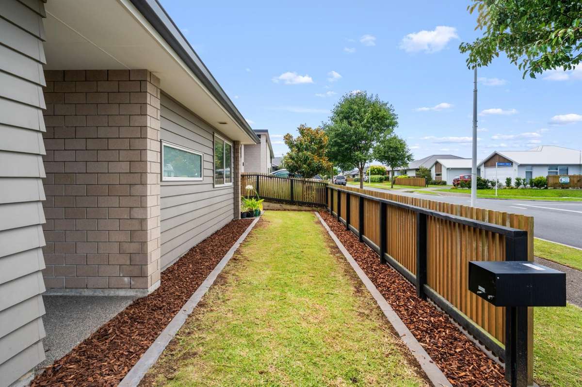 30 Flack Street | Pyes Pa | Western Bay Of Plenty | Houses for Sale ...
