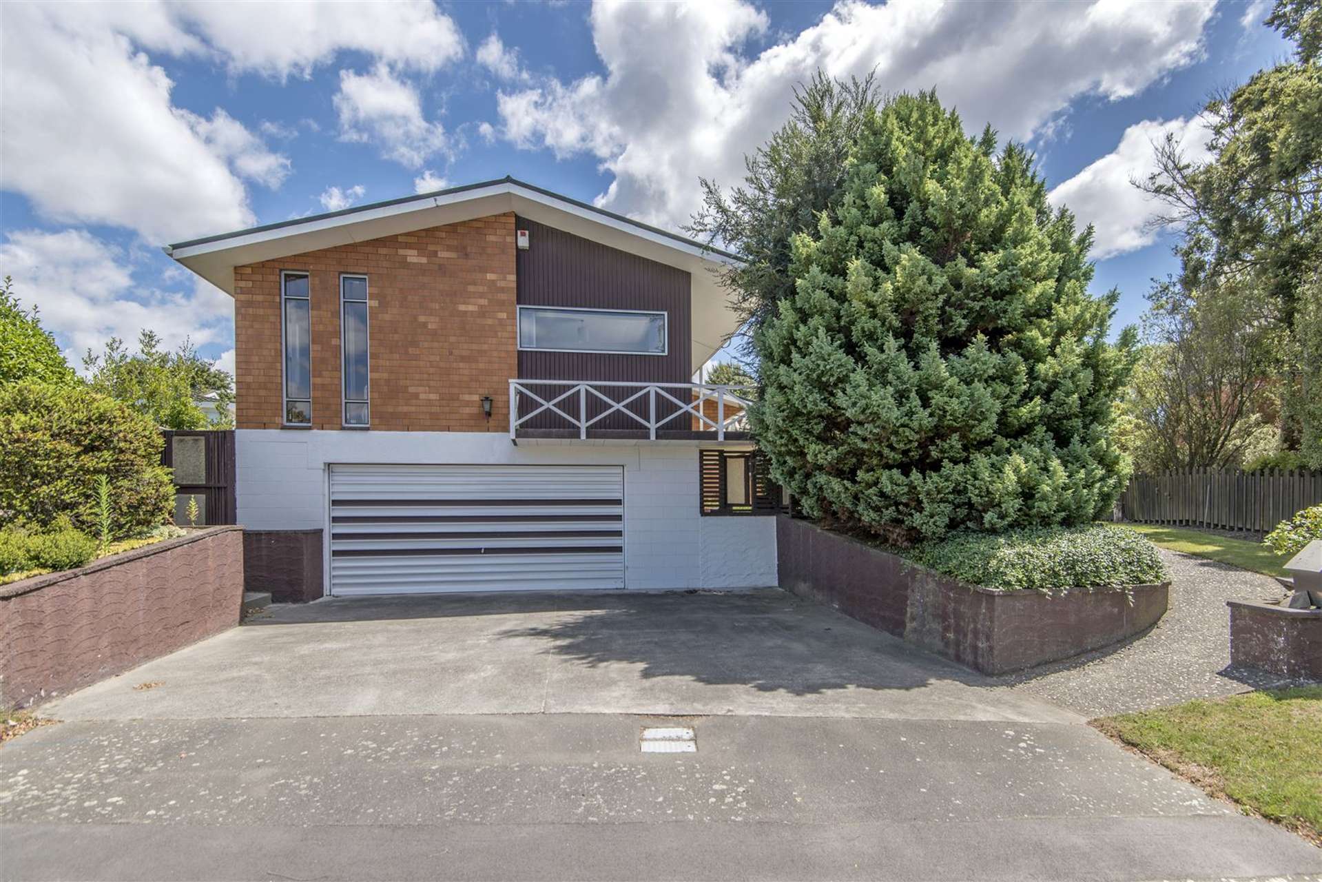 28 Highland Place | Avonhead | Christchurch City | Houses for Sale ...