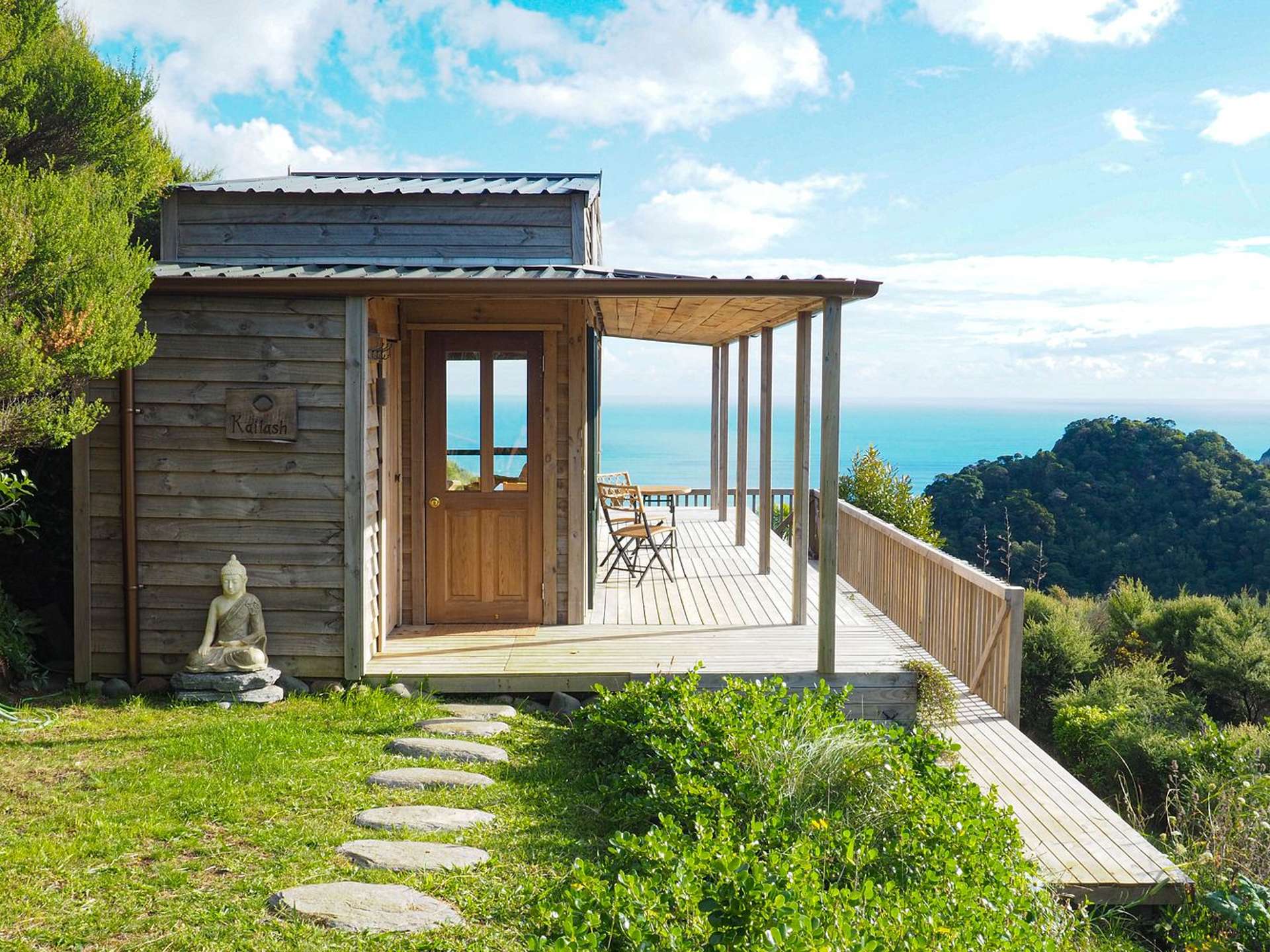 134 Lone Kauri Road | Karekare | Waitakere City | Houses for Rent - OneRoof