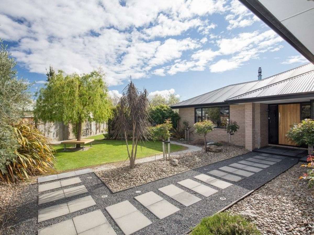 42 Dale Street | Albert Town | Wanaka | Houses for Sale - OneRoof