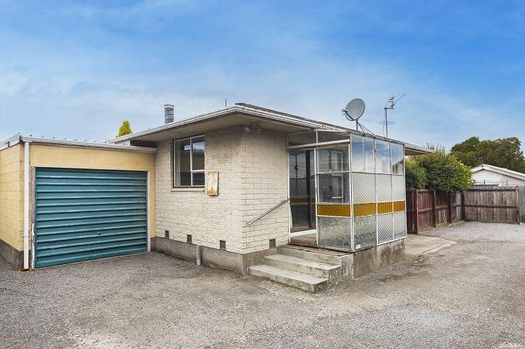 Flipping good deal? Property traders buying up cheap two-bedroom units ...