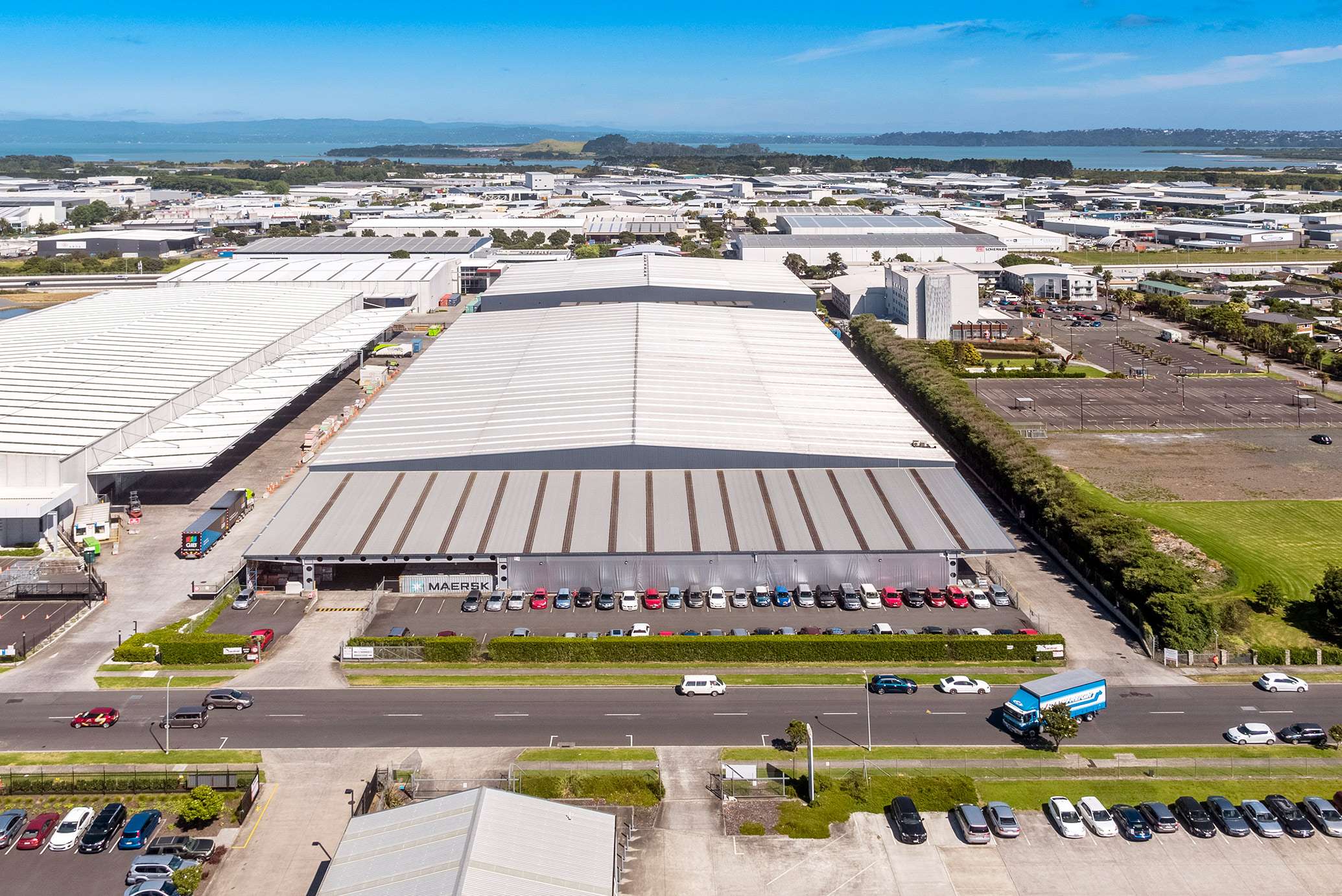 High investor demand sees Oyster reopen industrial property fund, All ...