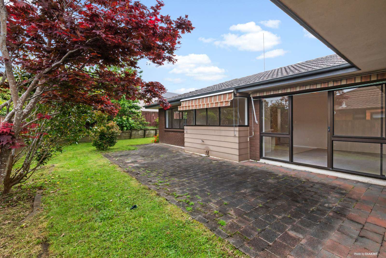 21 Woodview Rise | Botany Downs | Manukau City | Houses for Sale - OneRoof