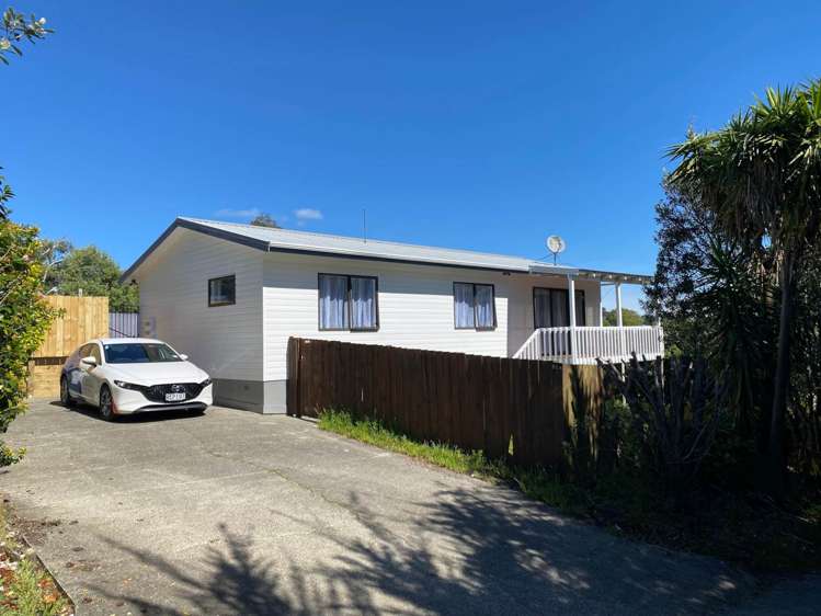 81A Vipond Road | Stanmore Bay | Rodney | Houses for Rent - OneRoof