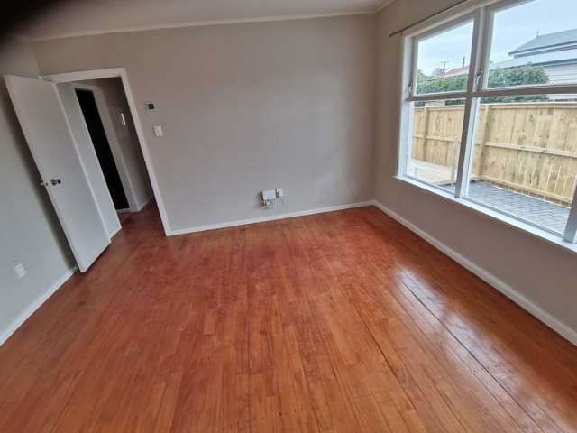 15B Rimu Road | Mangere Bridge | Manukau City | Houses for Rent - OneRoof