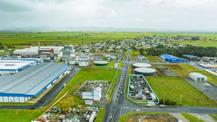 56 Reta Crescent | Hauraki | North Shore City | Commercial Property For ...