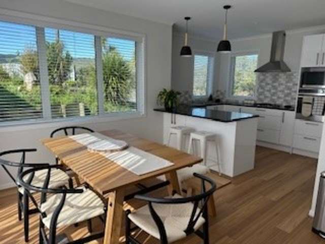 8 Tainui Terrace | Tawa | Wellington City | Houses for Rent - OneRoof