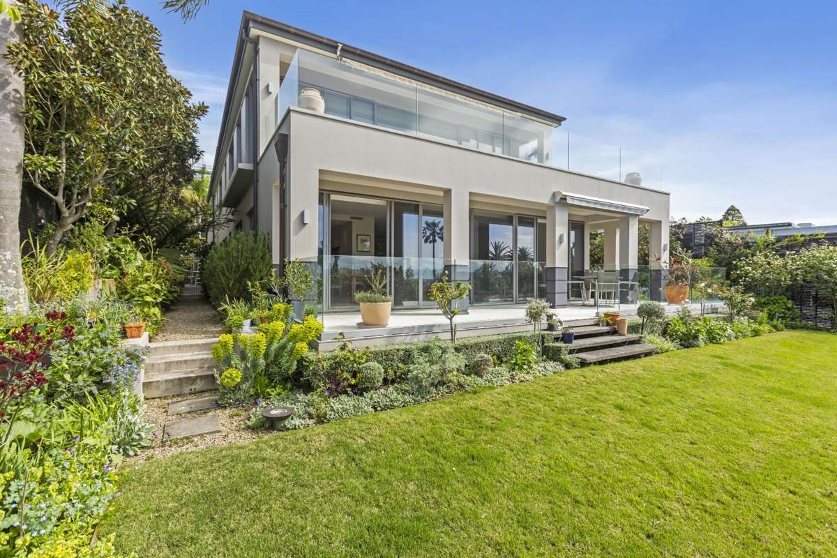 8A Victoria Avenue | 1776 | Auckland City | Houses for Rent - OneRoof