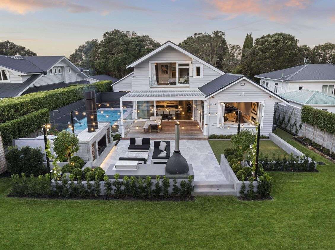 The Auckland inner-city home that’s like a lifestyle block without the ...