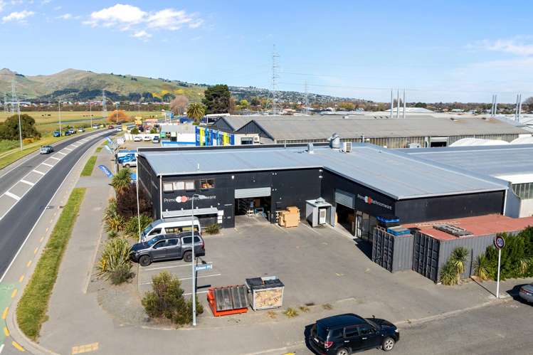 Commercial property for sale