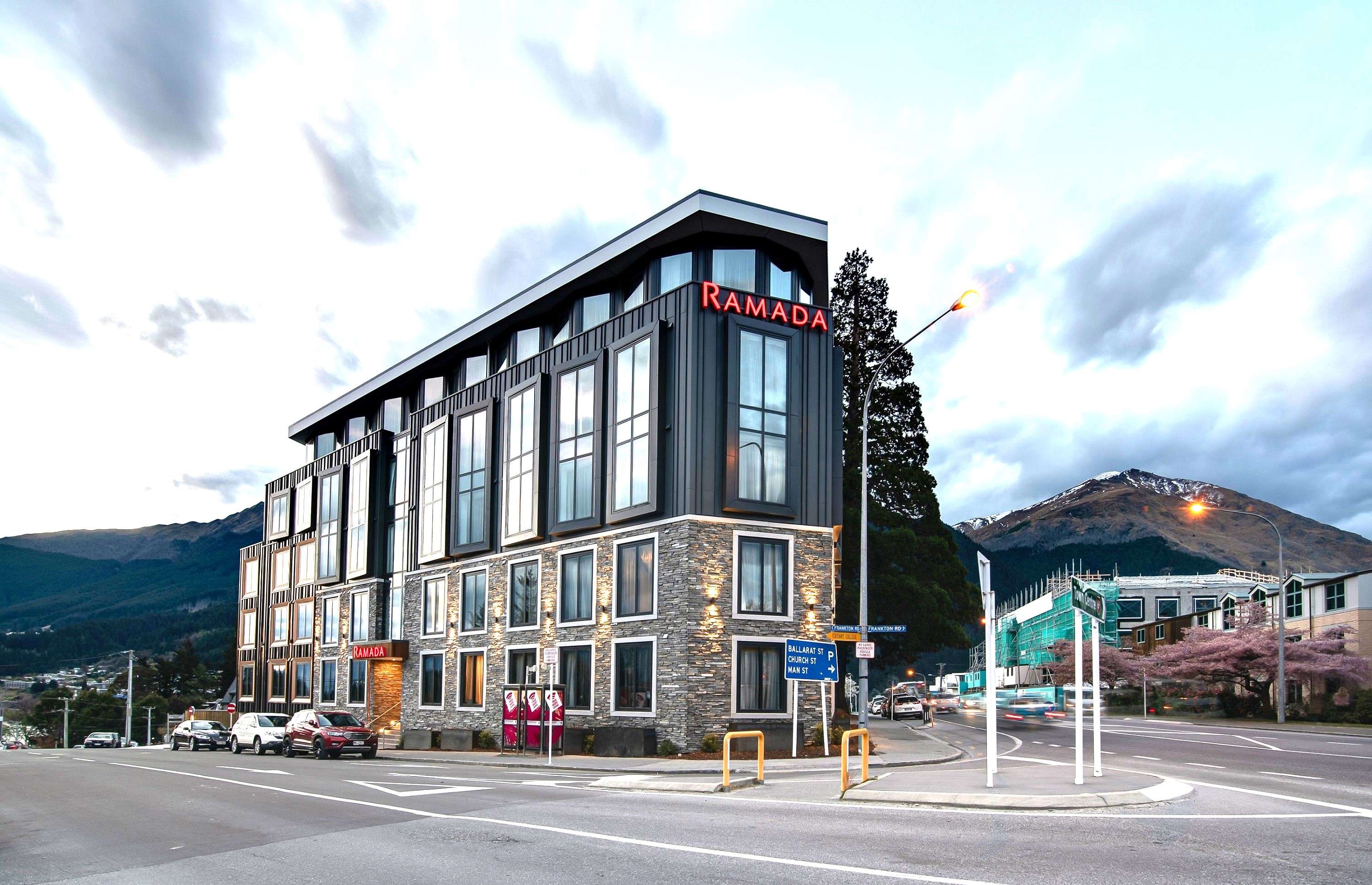 Foothold in Queenstown commercial property market, All things property ...