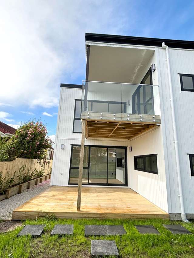 2C Embling Place | Eastern Beach | Manukau City | Houses for Rent - OneRoof