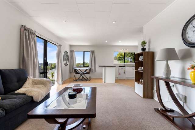 19A Exeter Place | Unsworth Heights | North Shore City | Houses for ...