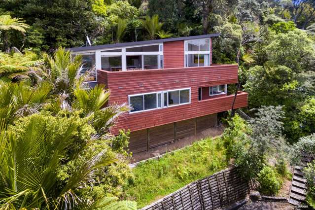 31 Lone Kauri Road | Karekare | Waitakere City | Houses for Sale - One Roof