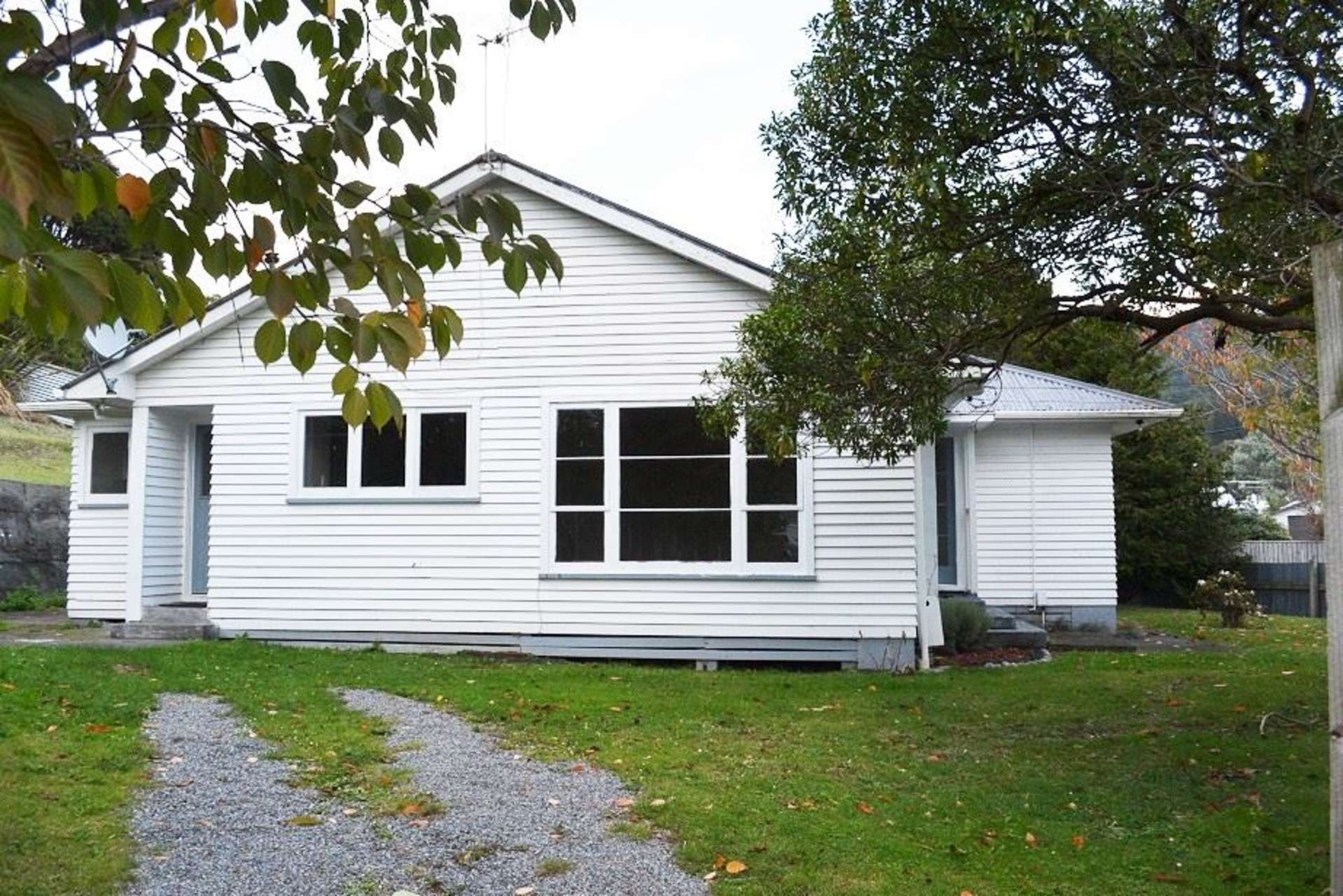 1 Holland Street | Wainuiomata | Lower Hutt City | Houses for Sale ...