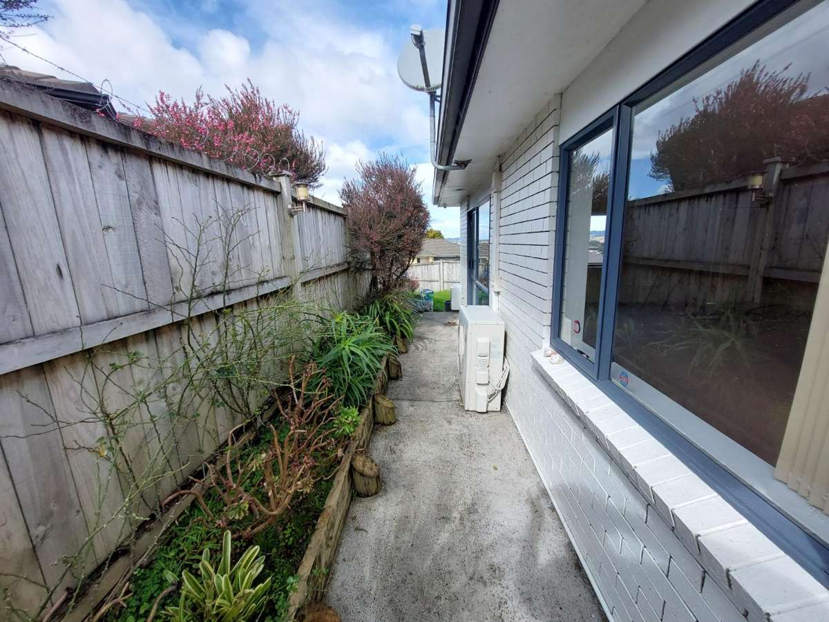 27 Gordon Stanley Drive | Massey | Waitakere City | Houses for Sale ...